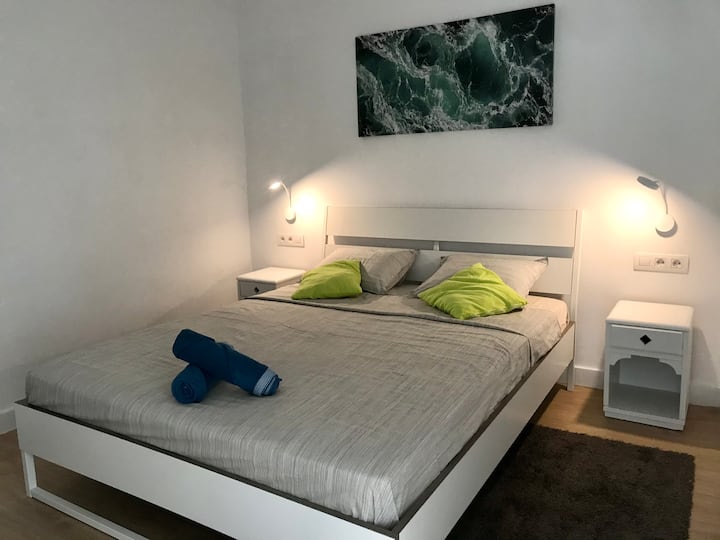 Private Room #2  In Beautiful Canary House - 테네리페 섬