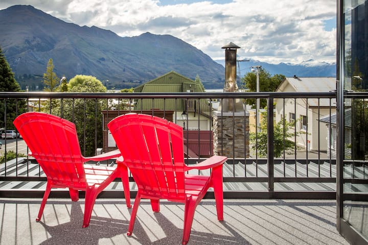 Apartment 33 - Very Central & Lake Views! - Central Otago District