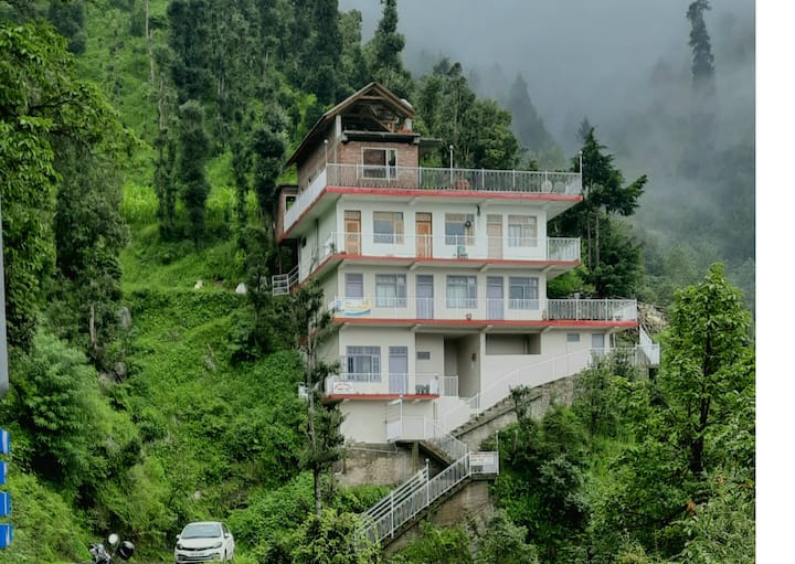 Fortune Heights Dalhousie {Homestay} - Dalhousie