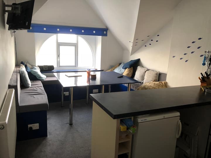Marina House - Bunk Room - Isle of Man