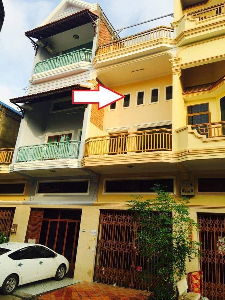 Spacious House For Rent (Two And Half Stories) - Phnom Penh