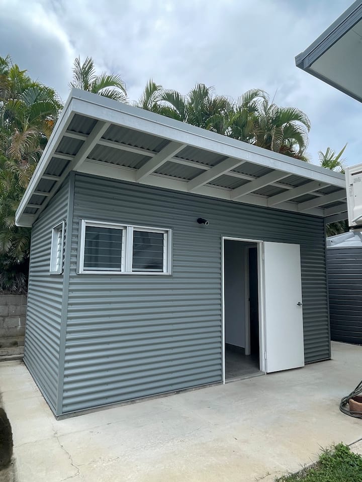 Hideaway Beach House (Eco-friendly House) - Dingo Beach
