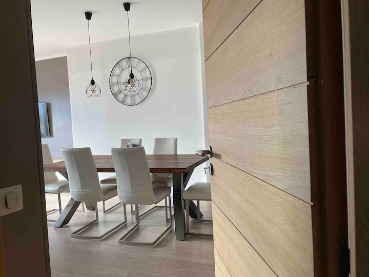 Superbe Appartement Au Coeur Du Centre Ville - Plage de Palombaggia