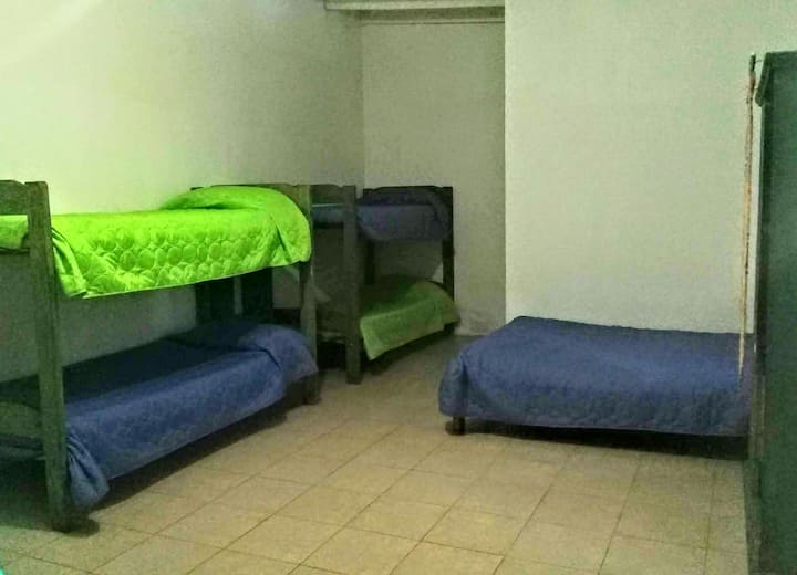 Depto A 6 Cuadras Del Mar. Apto 6 Personas. - Villa Gesell
