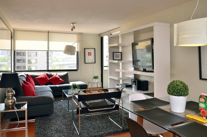 4 Bed/2 Bath Parque Arauco Mall - Vitacura