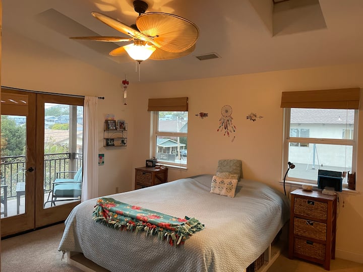Upstairs Floor Of Huge House W/ Ocean Views! - Cayucos, CA