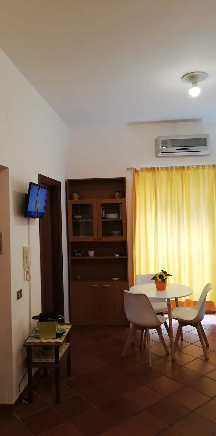 Giuly's House Delizioso Appartamentino In Centro - 巴勒莫