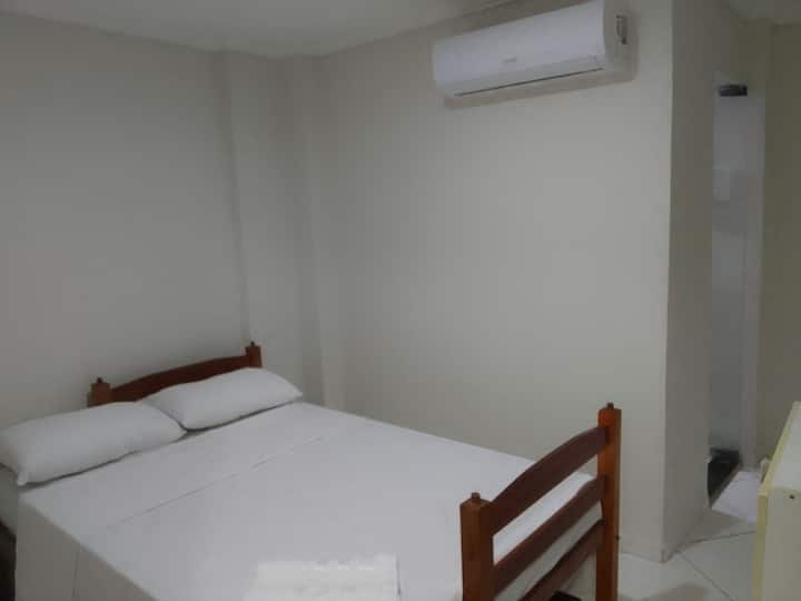 Quarto Duplo Acesso Fácil Carnaval Barra Ondina - Barra, Brazil