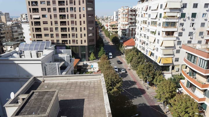 ‘Aksi’ Home - Tirana Center
Dedicated Workspace - Tiran