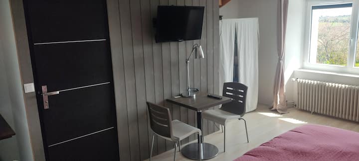 Chambres D'hôte Très Spacieuse, Wi-fi Tv Bureau - Cherbourg-Octeville