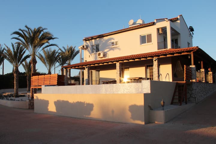 Sea Breeze Get Away - Ayia Napa