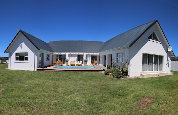 St Francis Links 5 Bedroom House - Oyster Bay