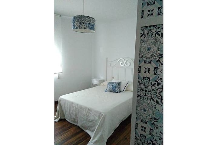 Piso Céntrico A 150 M De La Playa - Bueu