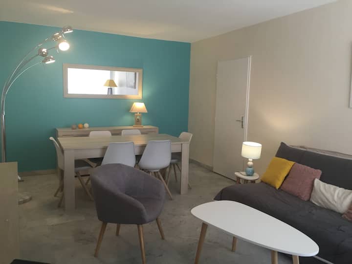 2 Pièces Centre Ville à 100m De La Mer - Saint-Raphaël