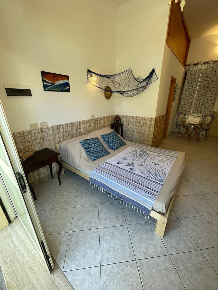 Graziosa Stanza Privata - San Vincenzo