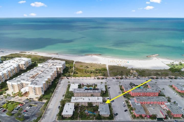 Magnificent View Of The Gulf From Rooftop Deck - St. Pete Beach, FL