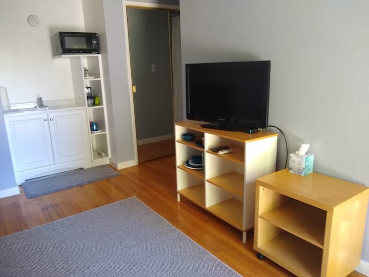 Privacy & Comfort In Foster City! - San Mateo, CA