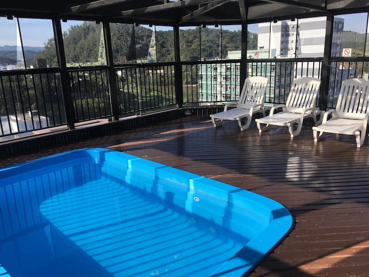 Centro Apartamento C/ Sacada Com Tela. - Blumenau