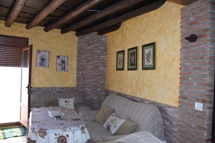 Casa Rural De Pueblo - Cádiar