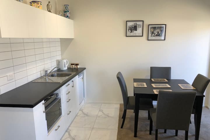 Terry's Place - Cosy Two Bedroom Apartment - Otematata
