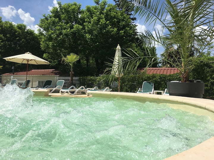 Mobilhome 2 Chambres, Piscine Jacuzzi - Ruoms