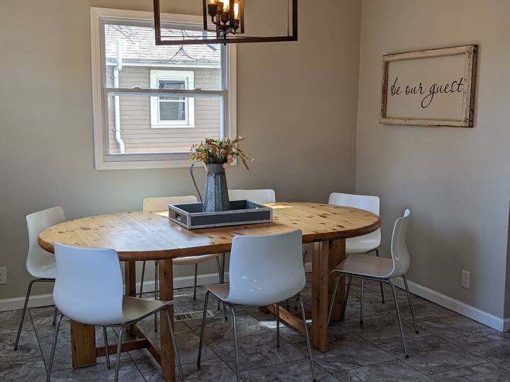 Lg Home Close To Dt Dsm/big Groups/long Stay Disc - Des Moines, IA