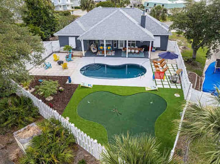 4 Br Beach House With Heated Pool & Golf Cart! - Panama City Beach, FL