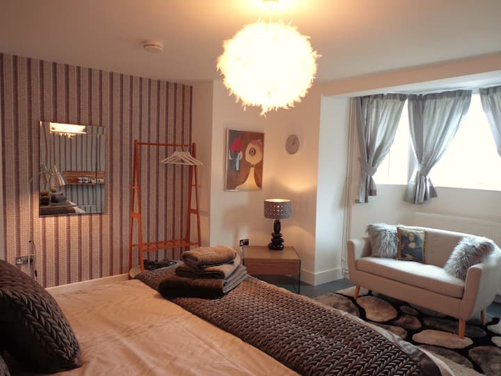 2 Bedroom Self-contained Apartment By The Sea - Dawlish