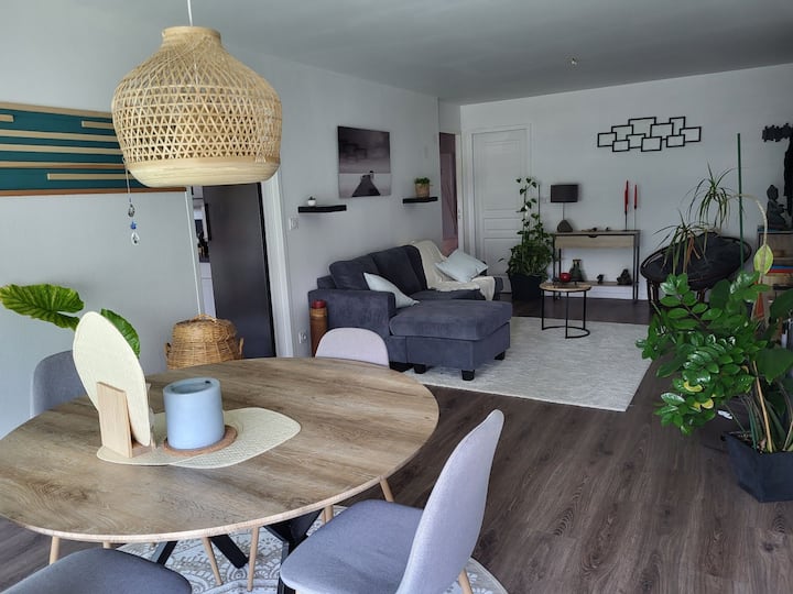 Chambre Privative
Séjournez Chez Nathalie - Annecy