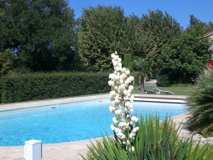 Gite 10/12 Pers Entre Ardèche Et Uzes, Piscine - Allègre-les-Fumades