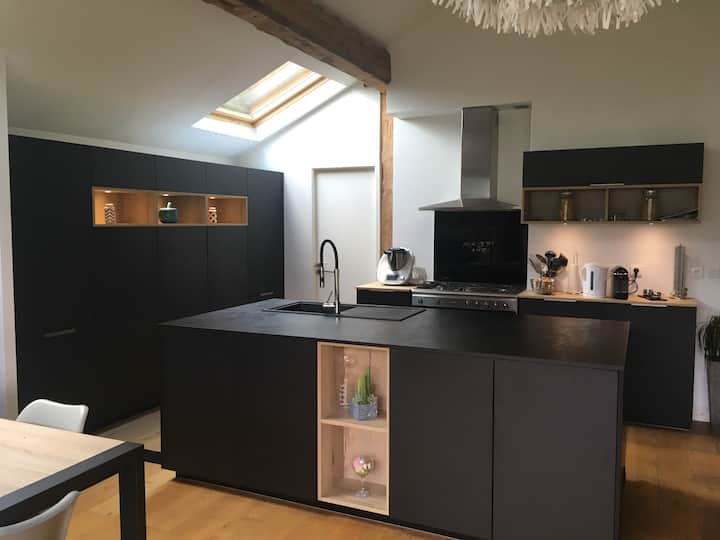Appartement Dans Maison Individuelle - Thônes