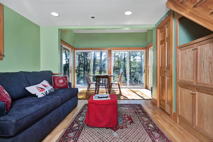 "Best Of Maine" Oceanfront Cottage 5 Stars - Boothbay Harbor, ME