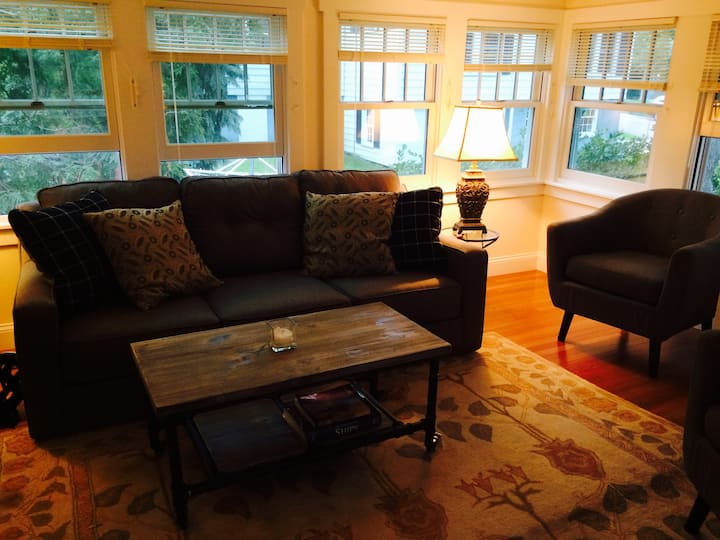 Carriage House Top Floor On Caroline - Vermont