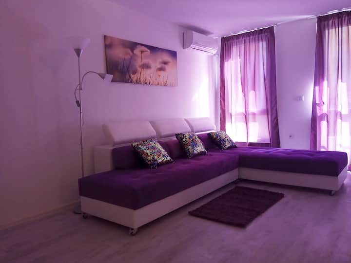 Delux 2-bedroomapt: Minismartrainbowgarden&jacuzzi - Balchik