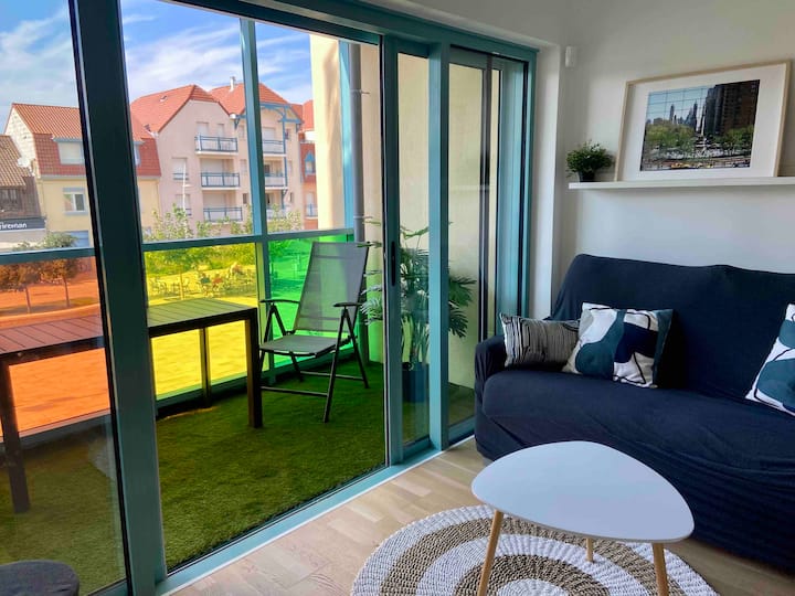 Appart Pour 4 Avec Garage Sur Place De Quentovic - Ibis Styles Le Touquet