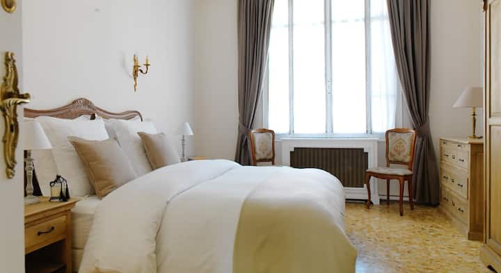 Alsace - Large Cannes Apartment (4 Bedroom) - Cannes