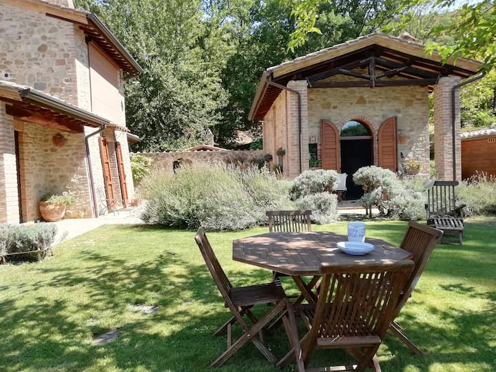 Il Giardino Di Domenica - Italy