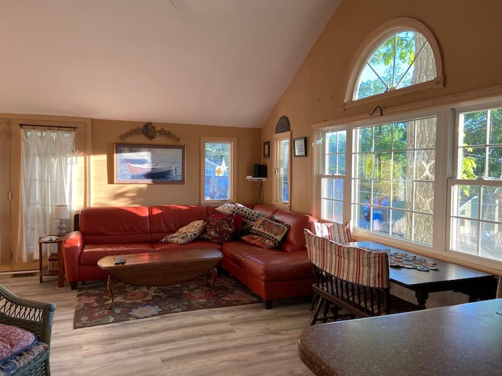 Sandy Duck Guest House - Ogunquit, ME
