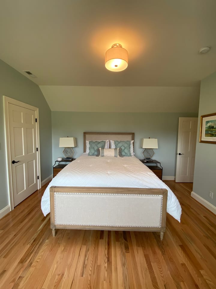 The Watson And Jones Rooms At The Champion House - Murfreesboro, NC