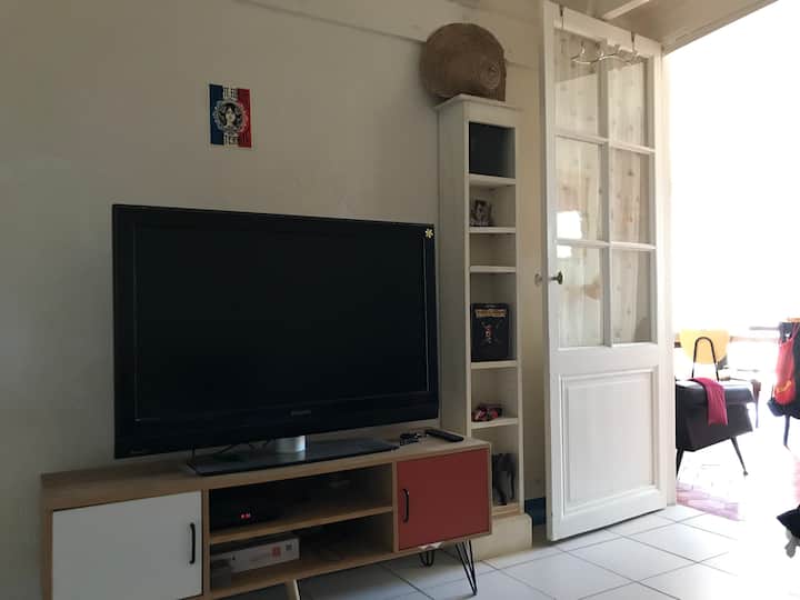 Appartement Atypique  F4 Terrasse Sur Quai - Sète