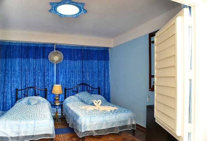 Chambre Lumineuse, Confort, Terrasse Et Wifi - Cuba