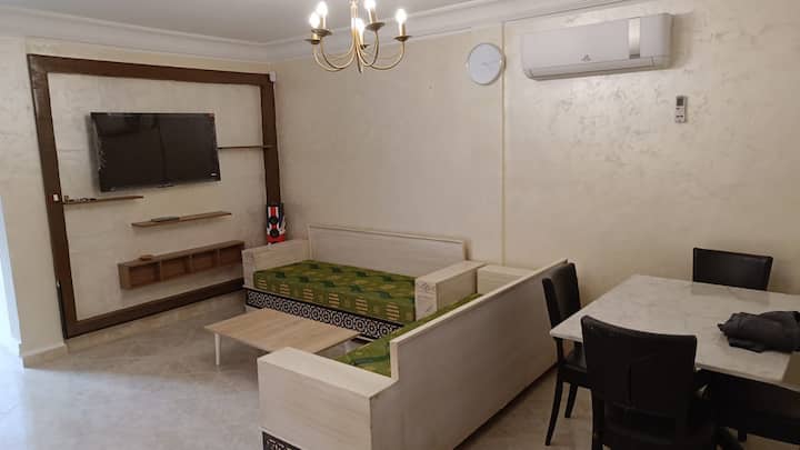 Villa 2 éTages 100 M De La Plage - Zarzis