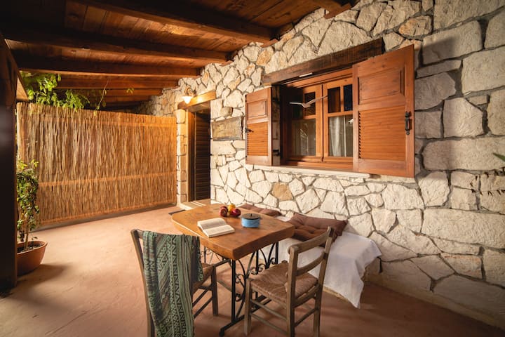 3d Stone Villa Near The Beach! - Kalamaki