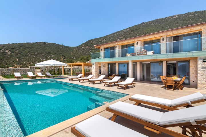 Seaside Luxury Villa With Pool & Jacuzzi - Kalkan