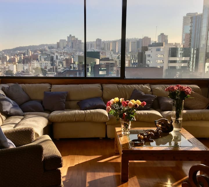 Apartamento Con Vista Espectacular Cerca De Todo - Quito