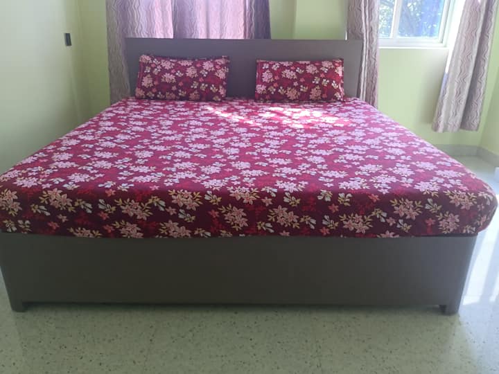 Urban Homestay2 (Renting Entire 1bhk Flat) Ac+300 - 구와하티