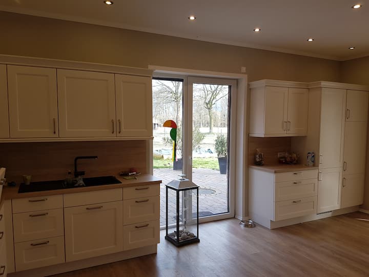 Große Ferienwohnung In Minden Mit Garten - Minden