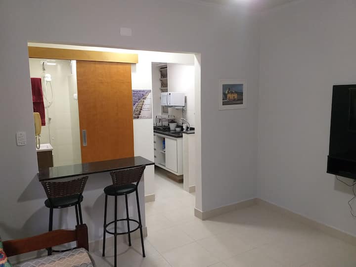 Apartamento De 1 Quarto Na Quadra Da Praia! - Santos