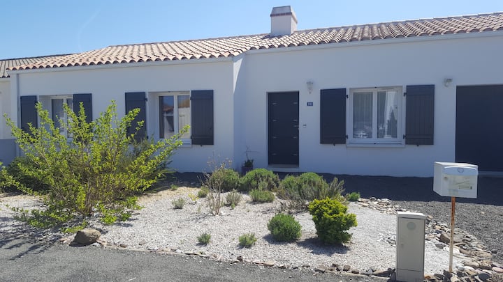 Maison De Vacances - Brem-sur-Mer