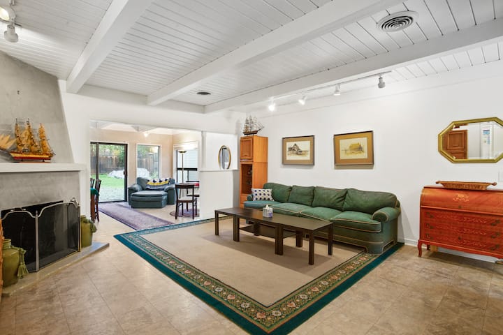 2br Close To Stanford, Medical Center And Hospital - Stanford University, Stanford